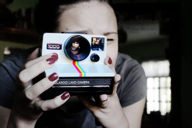 Polaroid 1000 Camera Review | Flea Market Insiders