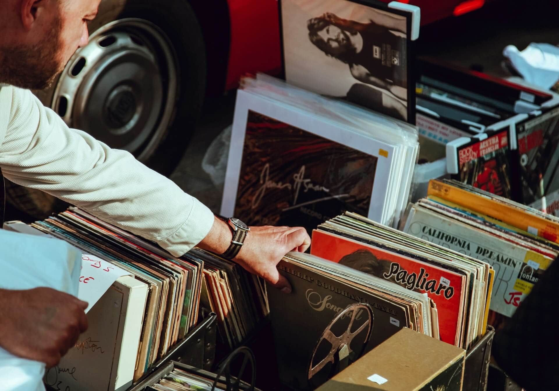 The 7 Best Flea Markets in New York City (2026 Guide) | Flea Market ...