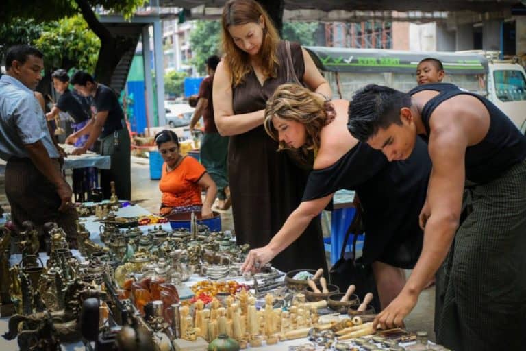 What Are Antique Tours, Exactly? (2026) | Flea Market Insiders